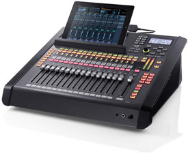 Roland M-200i Digital Mixer (Ex-Demo) | guitarguitar