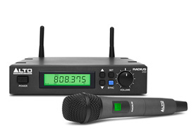 Alto Radius 200 Handheld Wireless System | guitarguitar