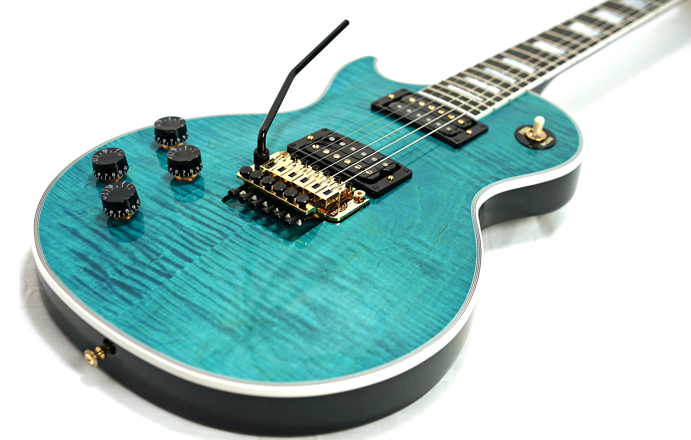 Gibson Custom Shop Made to Measure Les Paul Axcess Custom Trans Aqua ...