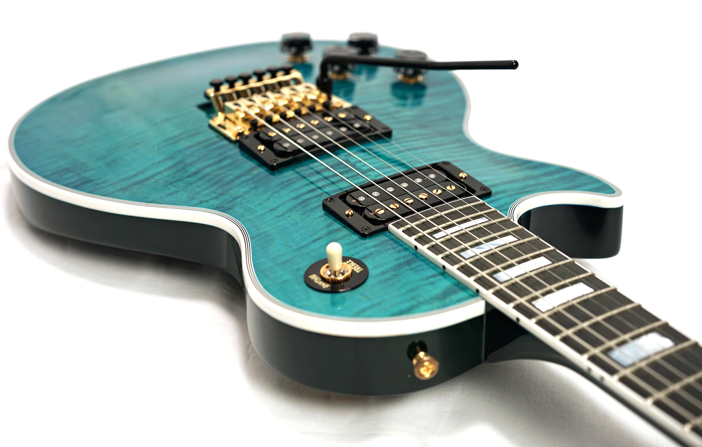 Gibson Custom Shop Made to Measure Les Paul Axcess Custom Trans Aqua ...