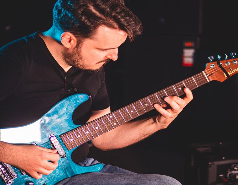 Yamaha Acoustic Guitars: The Ranges Explained | guitarguitar