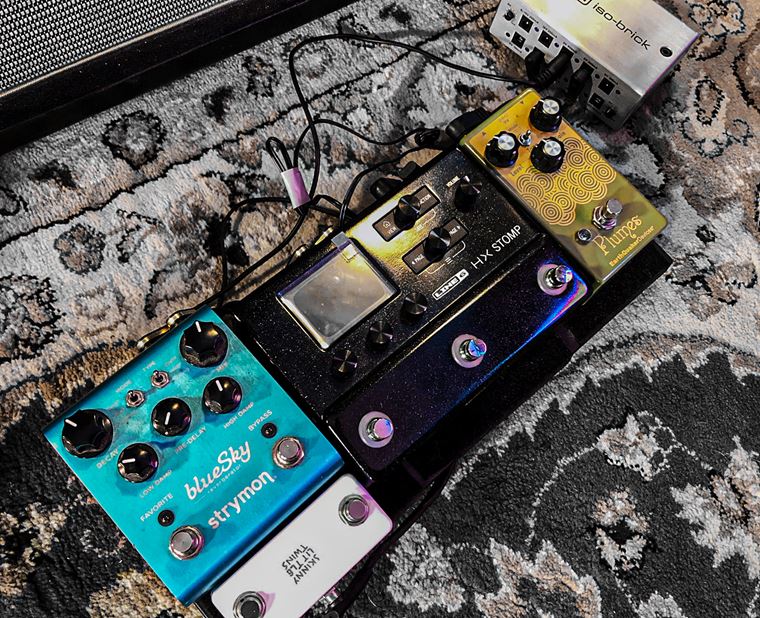 Small Pedalboards: Expert Advice to Shrink your Pedalboard | guitarguitar