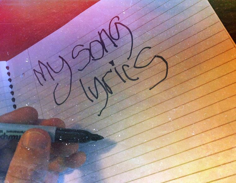 30 Worst Song Lyrics EVER | guitarguitar