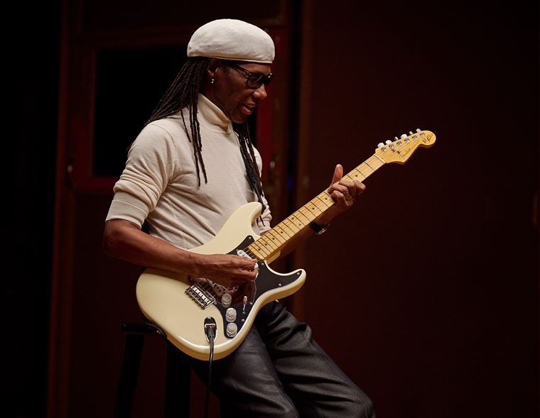 Famous Guitars: The Story of the Hitmaker | guitarguitar